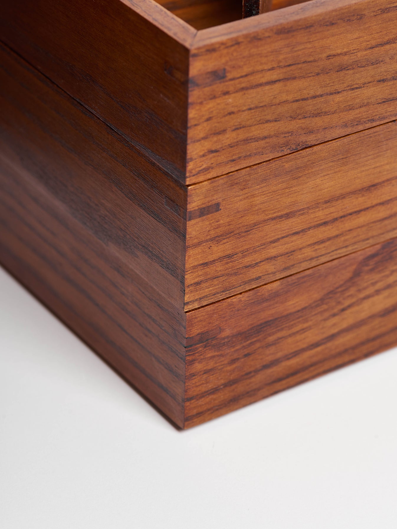 3 Tiered Wooden Jūbako Bento Box - Brown – iimono